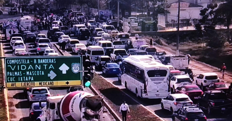 Protest in Puerto Vallarta block main highway and cause airport delays ...