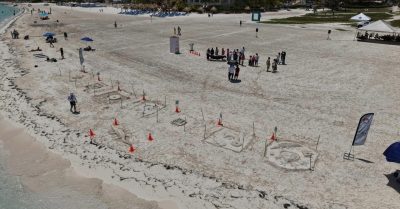 Cancun Teens Carve Their Way to State Sand Contest